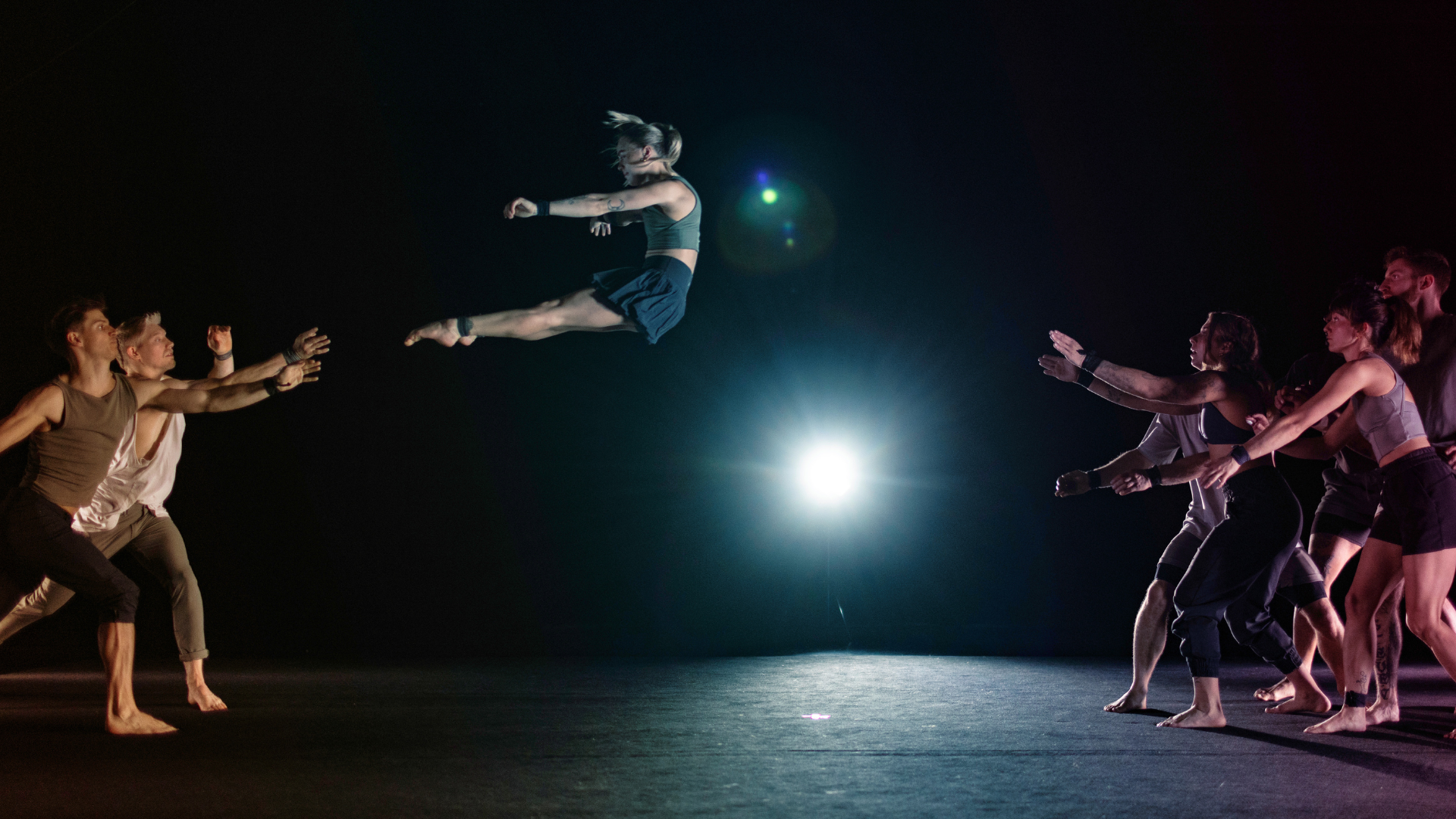 Ten Thousand Hours | 13 sep | Umeå | Umeå Teaterförening – en del av ...